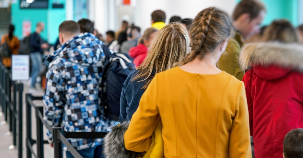 11 bad behaviors that make everyone around you miserable on a flight