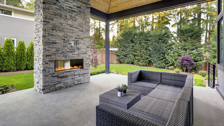 20 design ideas for your concrete patio