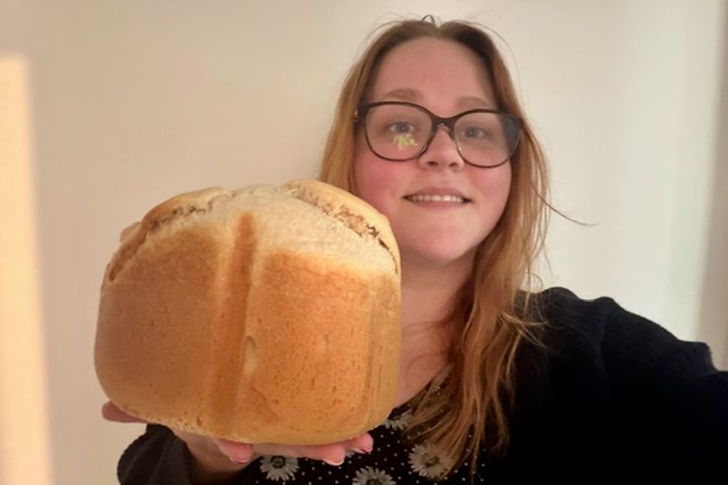 I've stopped buying bread and use easy method to make cheap sourdough loaf