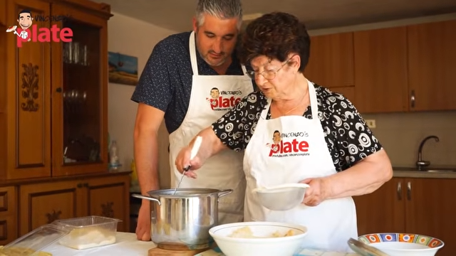 My Italian nonna makes classic chicken broth soup