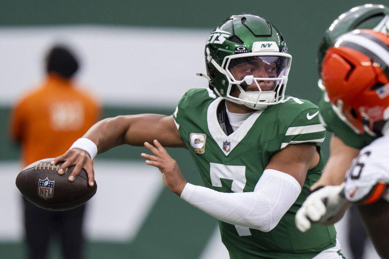 Justin Fields labels Patrick Mahomes as reason for joining Kansas City ...