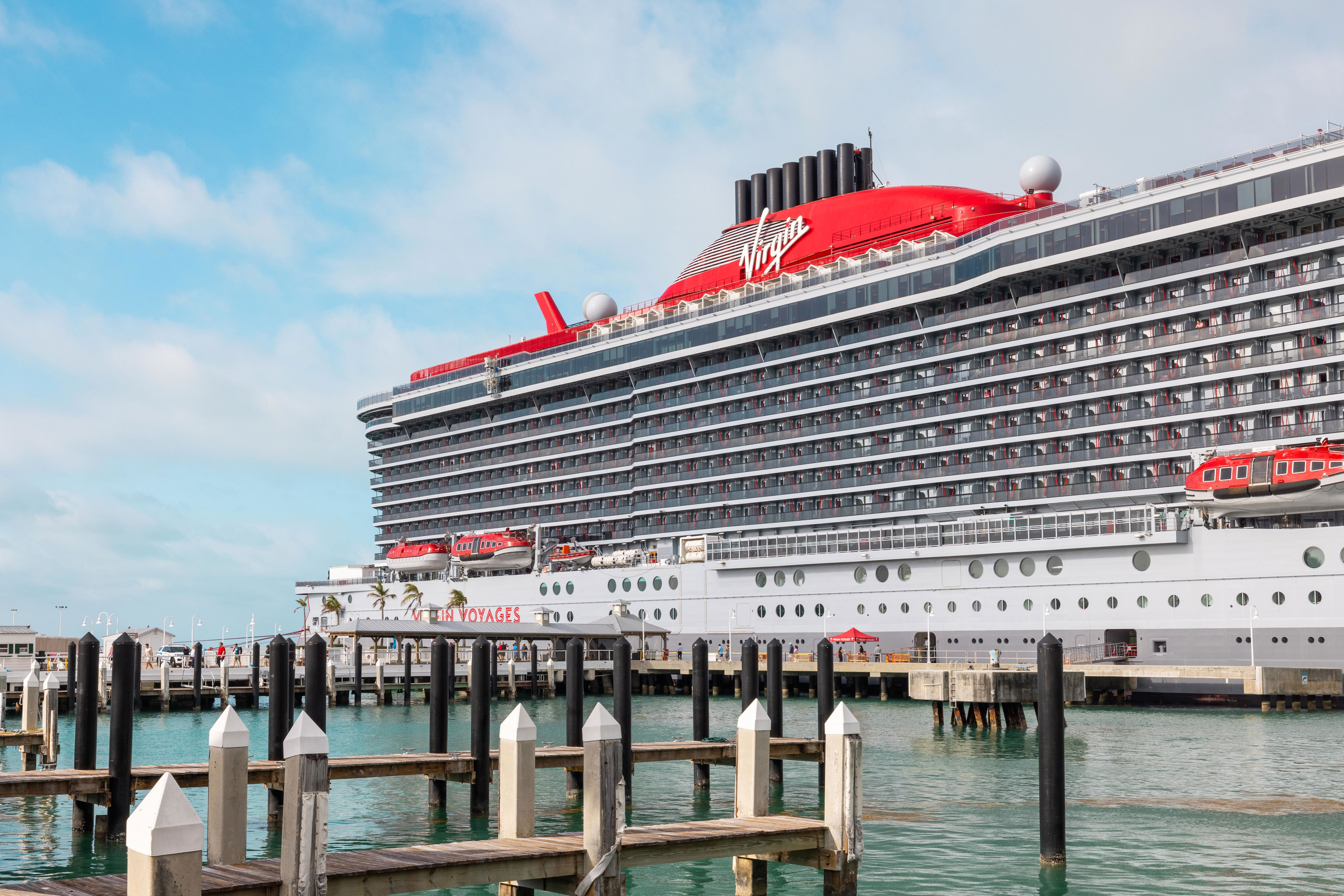 What do basic cruise fares include? We compared them by line.