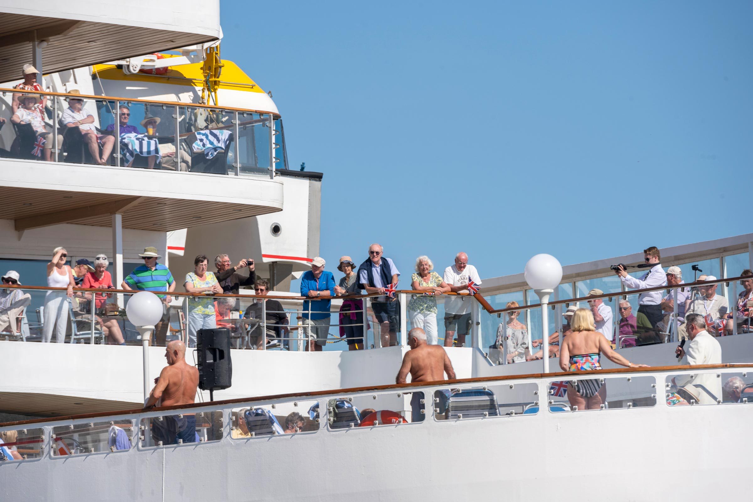 11 polite habits cruise workers actually dislike—and what to do instead