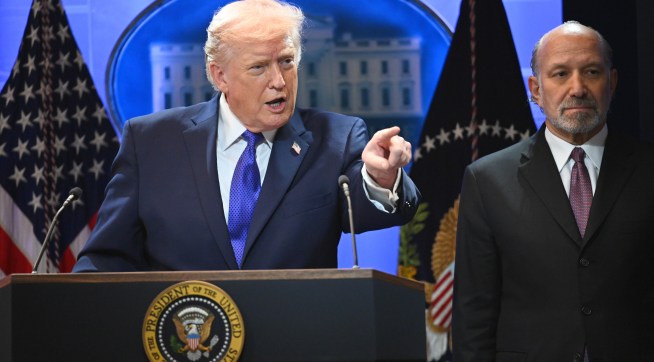 Small businesses are being left out of tariff refund process, CBP data ...