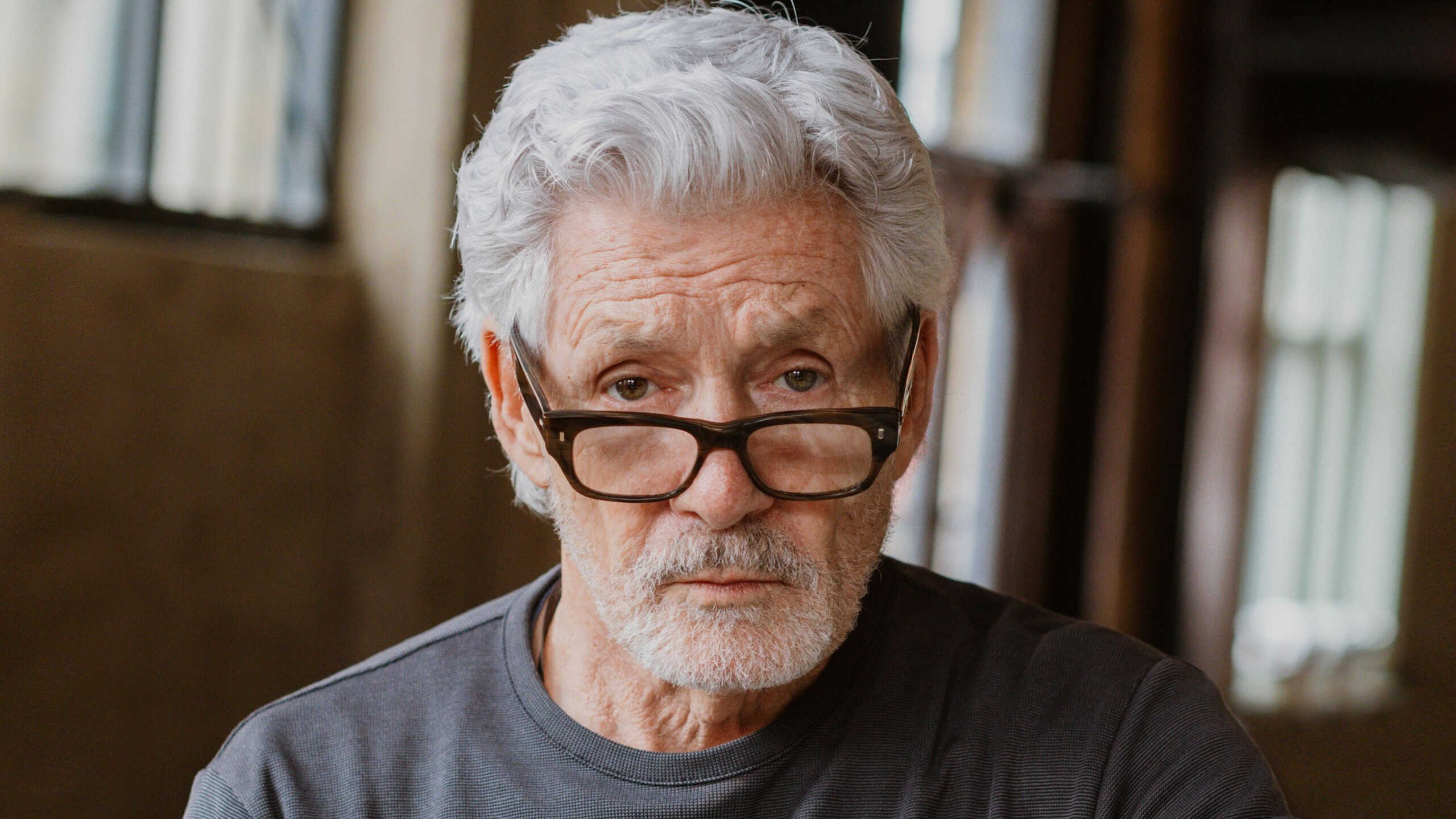 10 one-liners every grandpa uses that might scare the room into silence