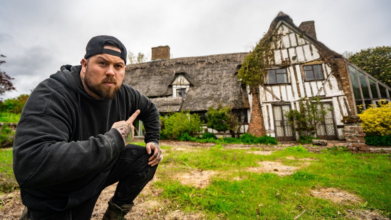 The magic of an abandoned fable house