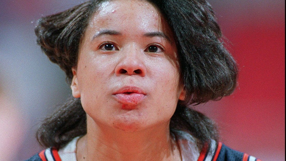 Do South Carolina players think they could take on Dawn Staley 1-on-1?