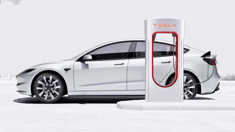 Uber expands $4,000 grants for drivers who switch to EVs