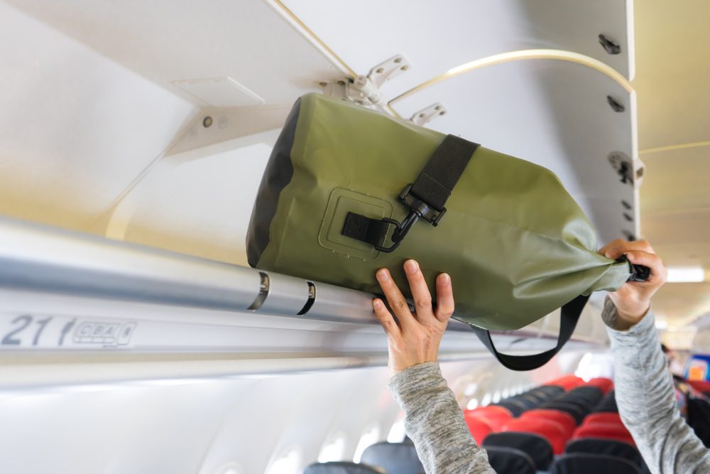 10 things polite people don’t do on airplanes