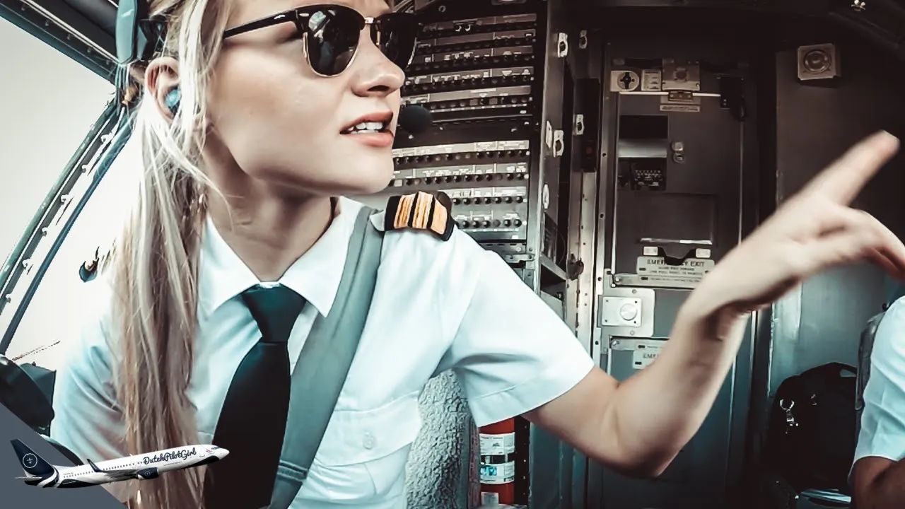 Découvrez le cockpit : atterrissage à Skiathos