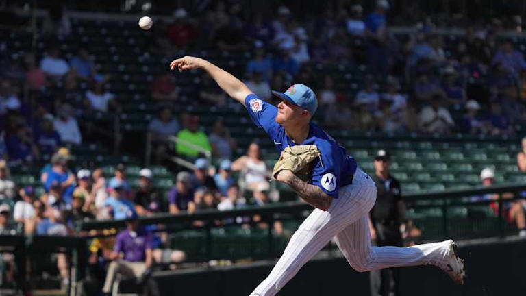 Cubs starting pitcher Cade Horton leaves game with apparent injury