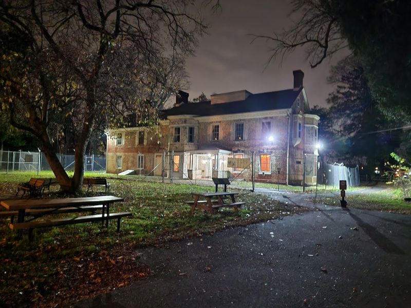 These 12 New Jersey haunted houses are real paranormal hotspots