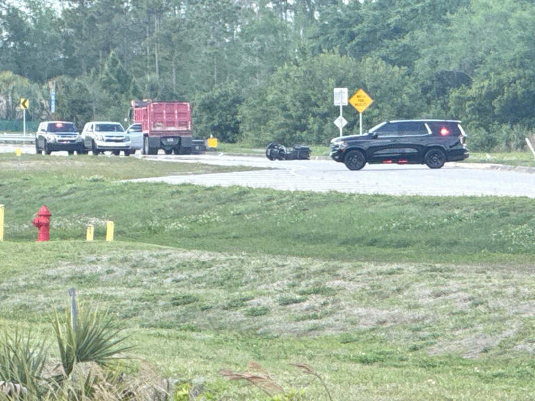Fatal crash involving motorcycle, dump truck shuts State Road 7 near ...