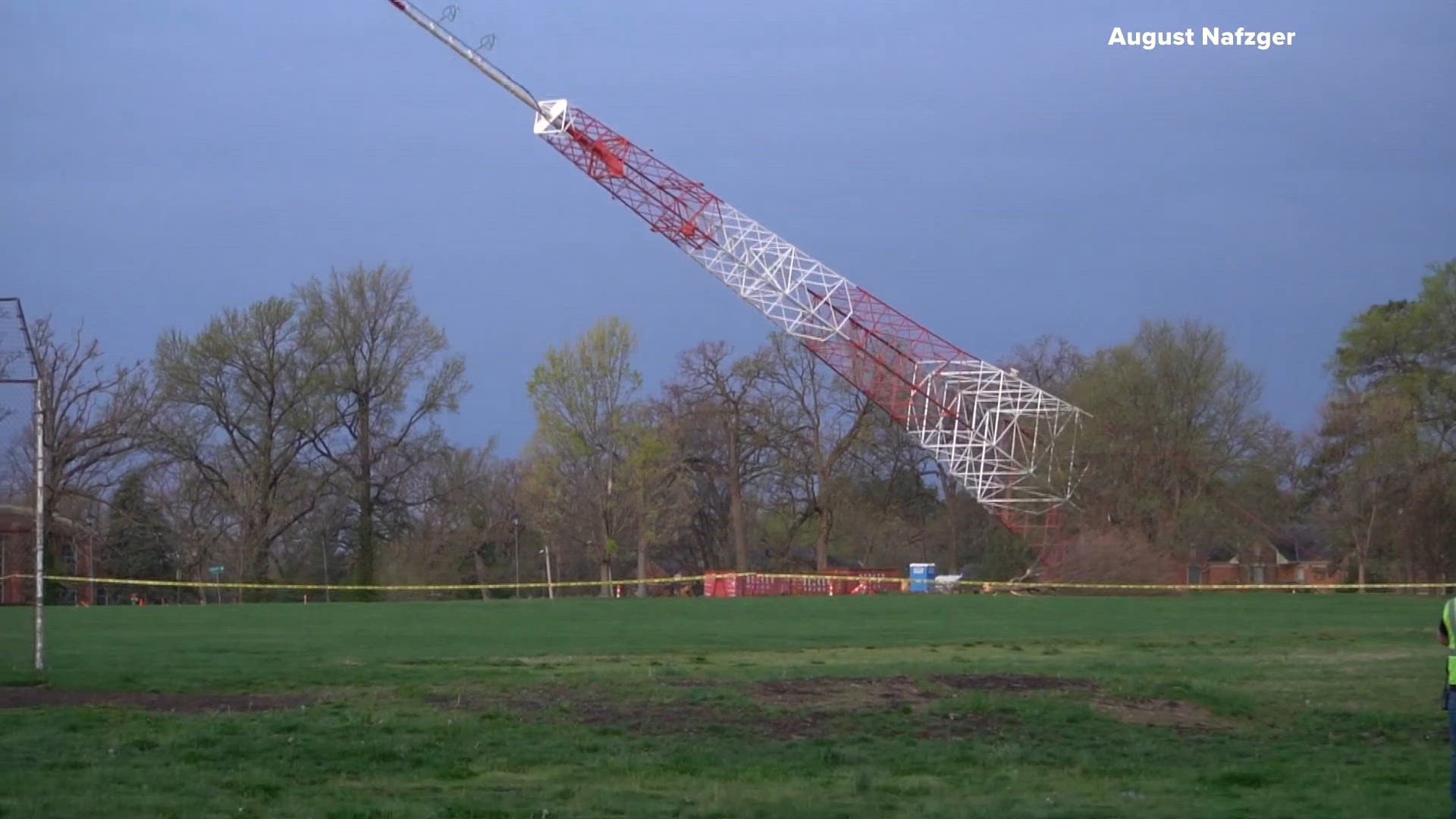KFUO radio tower demolished