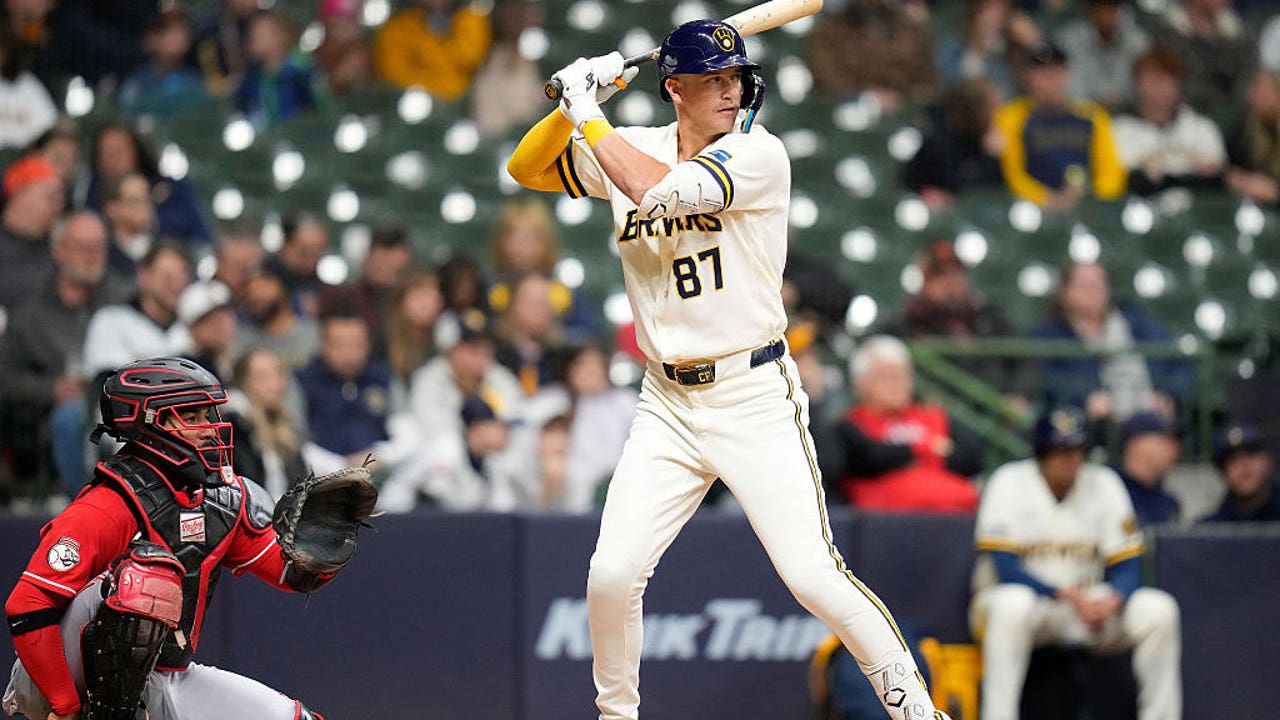 Milwaukee Brewers sign infielder Cooper Pratt to 8-year contract