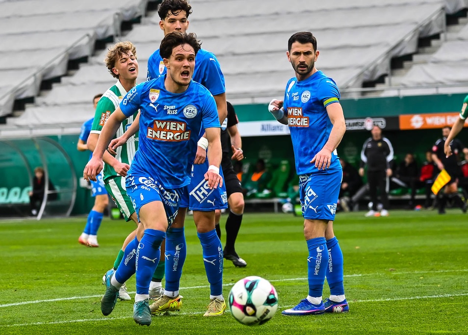 Dritter Auswärtssieg in Folge: FAC nach 2:0 beim SK Rapid II ...