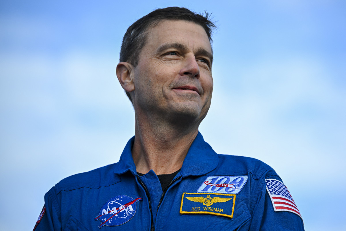 Astronaut Reid Wiseman's wife Carroll died tragically, leaving him a ...
