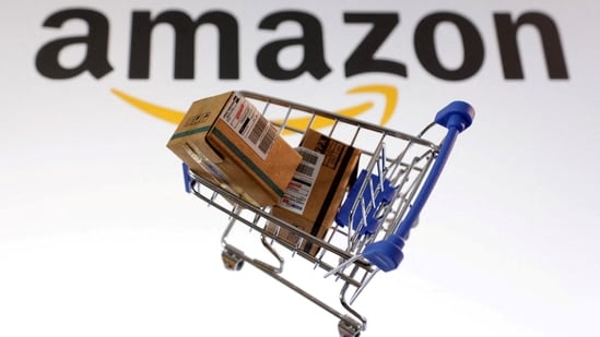Two billionaires react to tweet on first-ever Amazon order in 1995. It ...