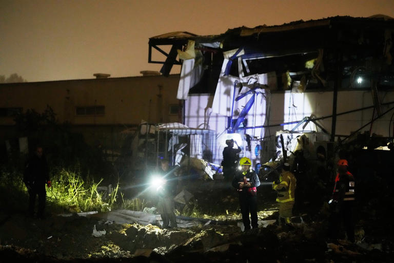 2 US aircraft shot down as war in Iran escalates. At least 1 crew ...