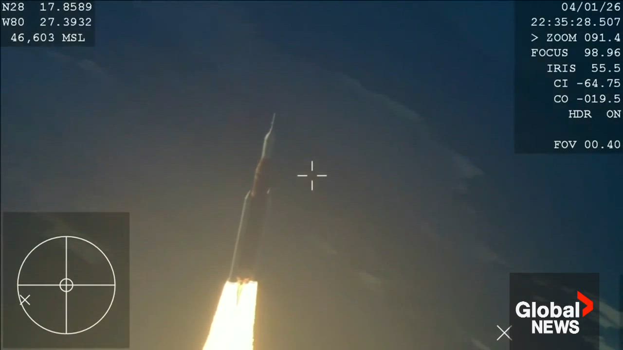 Calgarians come out to watch as 1st lunar orbit mission in 50 years ...