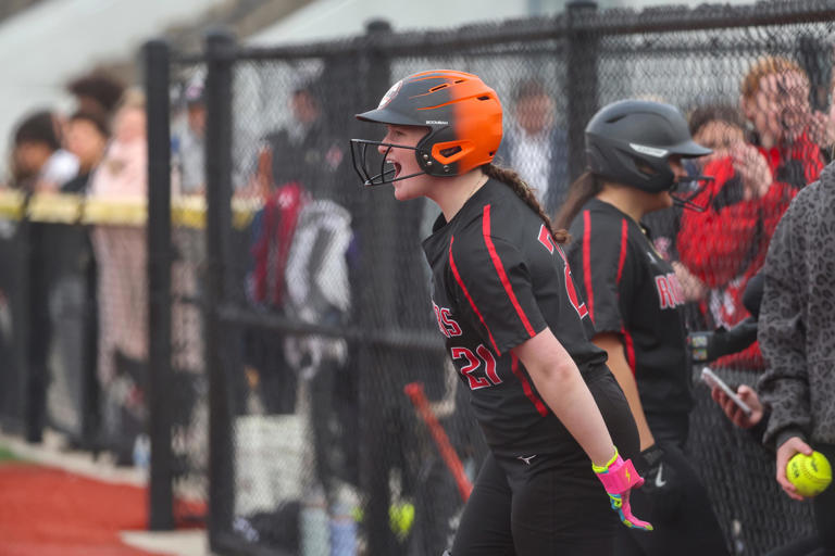 Vote now for the 2026 week 1 Longplex athlete of the week in softball