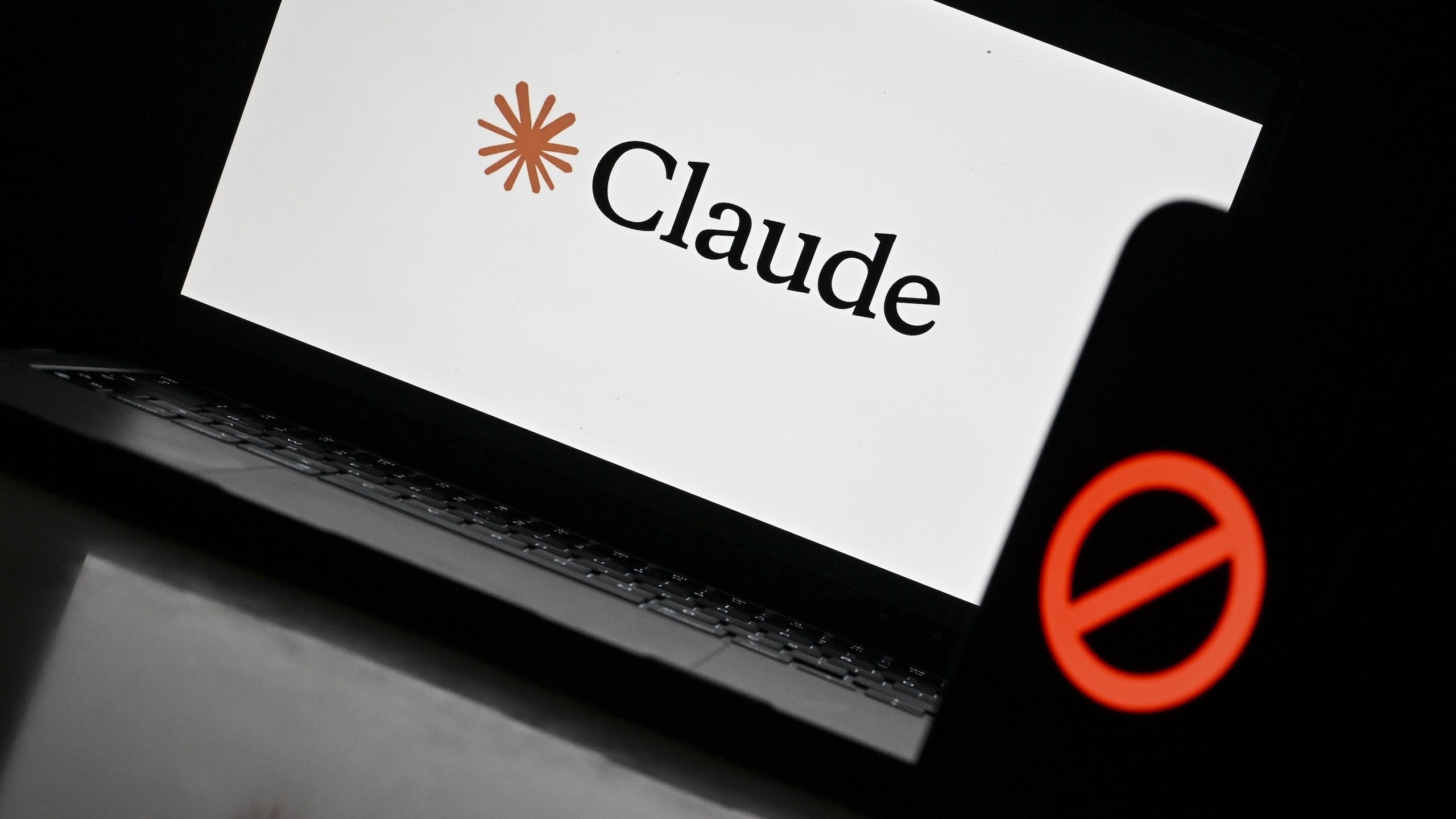 Hackers are using Claude code leak as bait to spread malware
