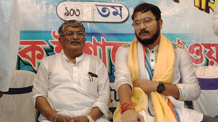 Asit Mazumder: ছিঃ! 'আঙুল উপরে উঠছে, নাকি নীচে নামছে...' পোলিং ...