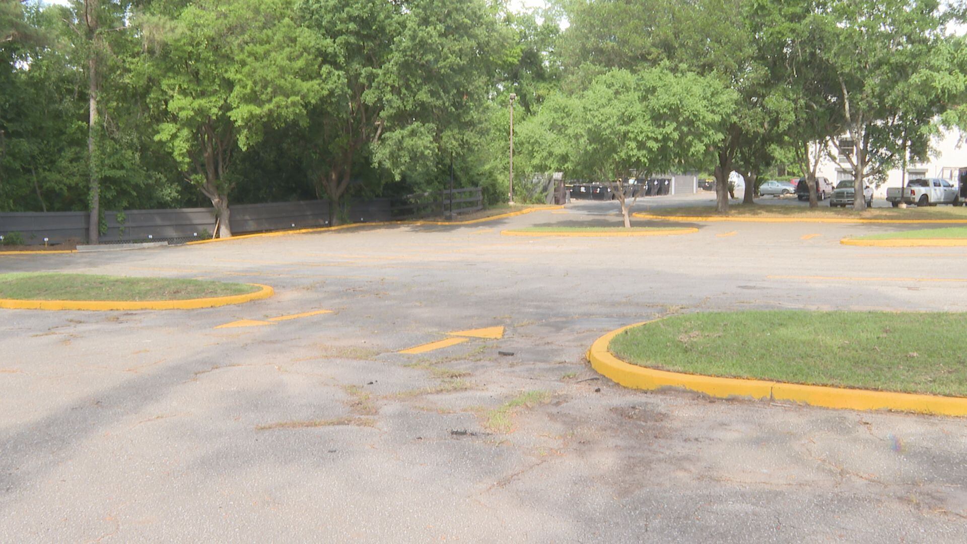 'We're ready to go': Tallahassee flea market reopening in new location ...