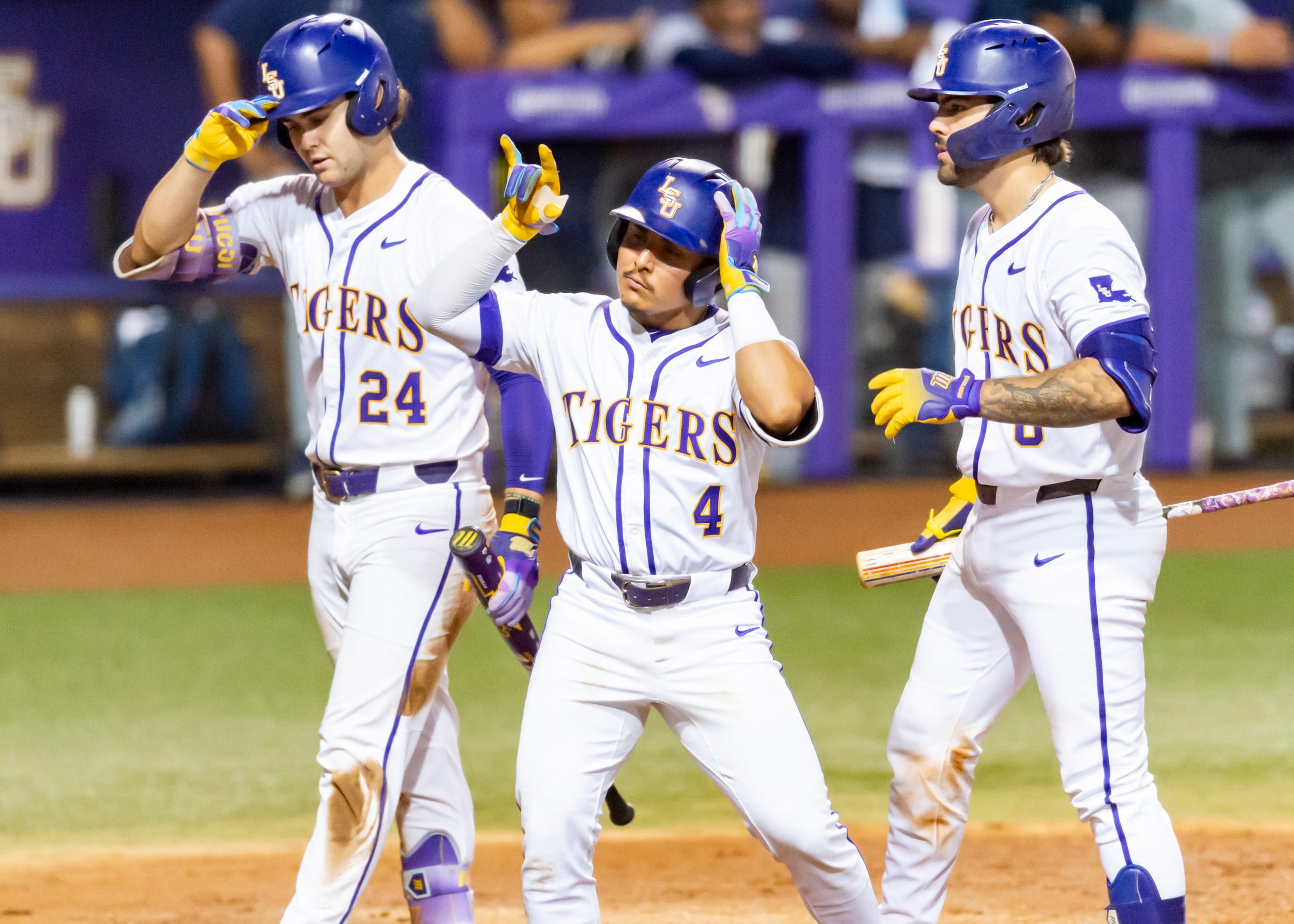 LSU baseball gives up 2 runs, trails Texas A&M in 3rd – Live updates