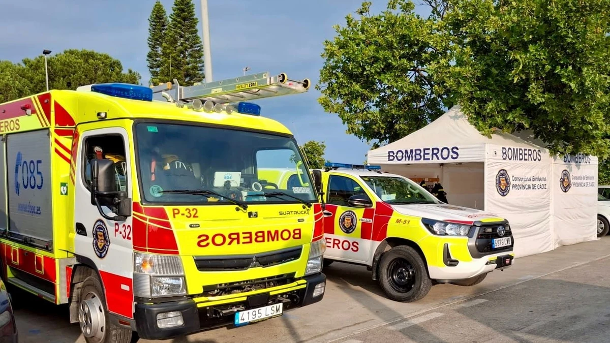 Desalojados cerca de 40 vecinos de un bloque tras un incendio en un ...