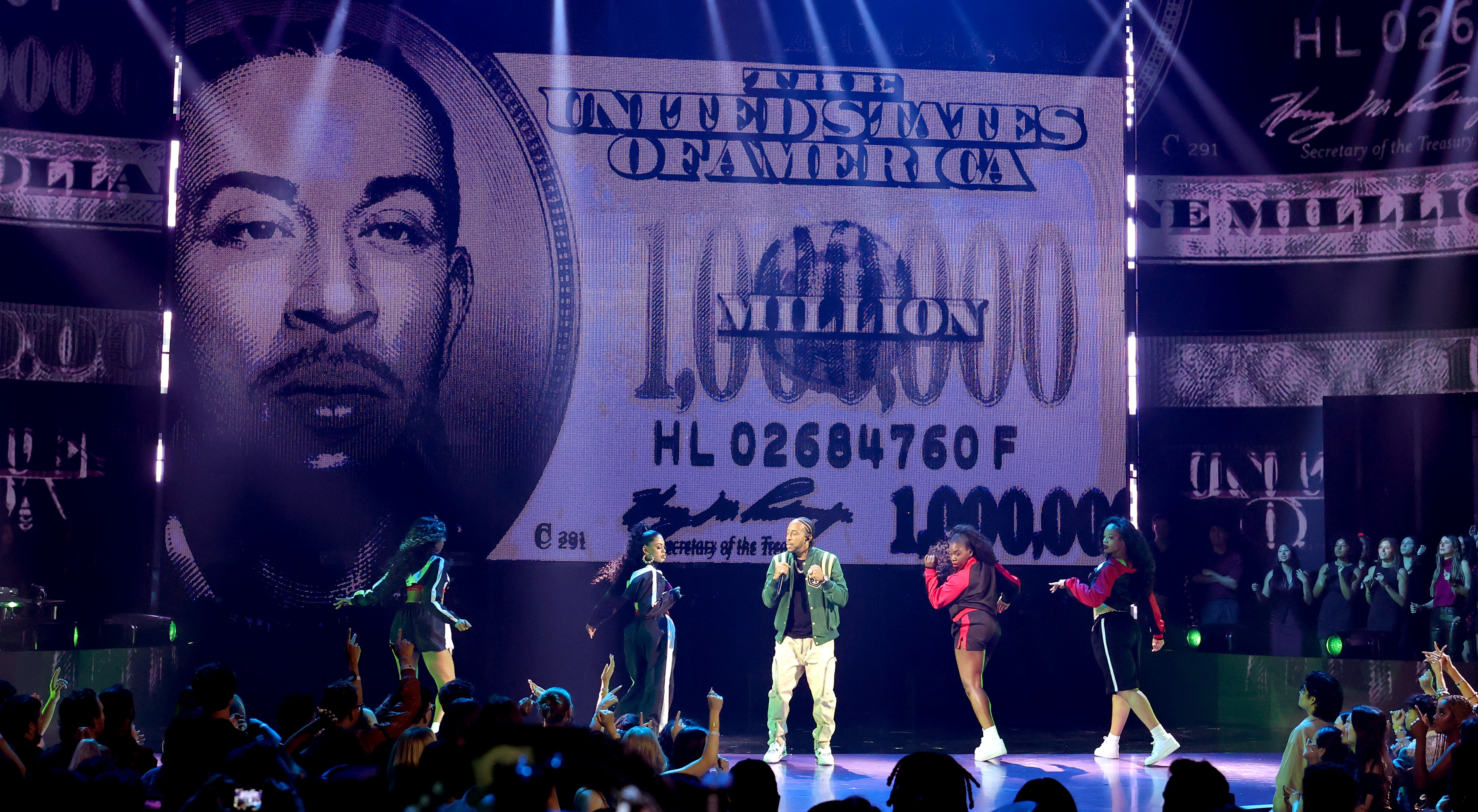 A Texas man convinced investors to bet $1 million on his concert ...