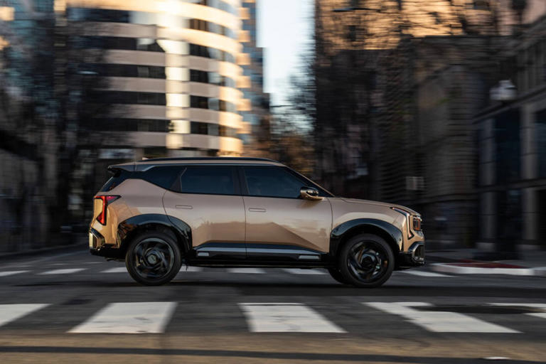 Kia Seltos si presenta, il SUV coreano punta sulla tecnologia ibrida ...
