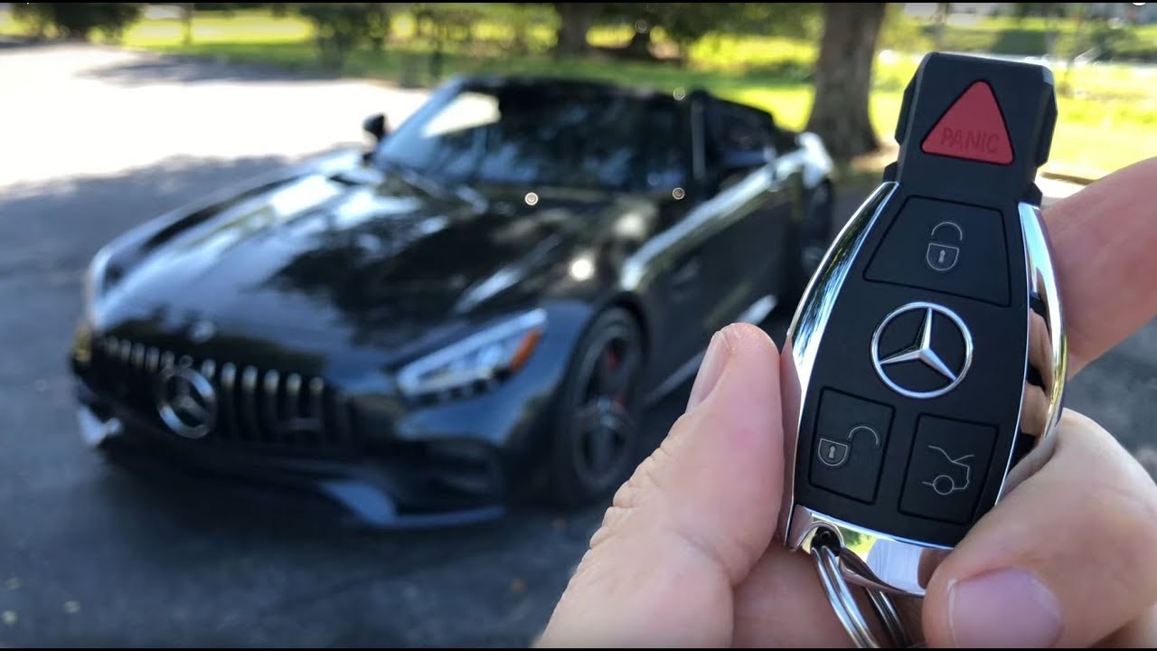 Descubre el Mercedes-AMG GT Roadster negro: sonido, interior de lujo y ...