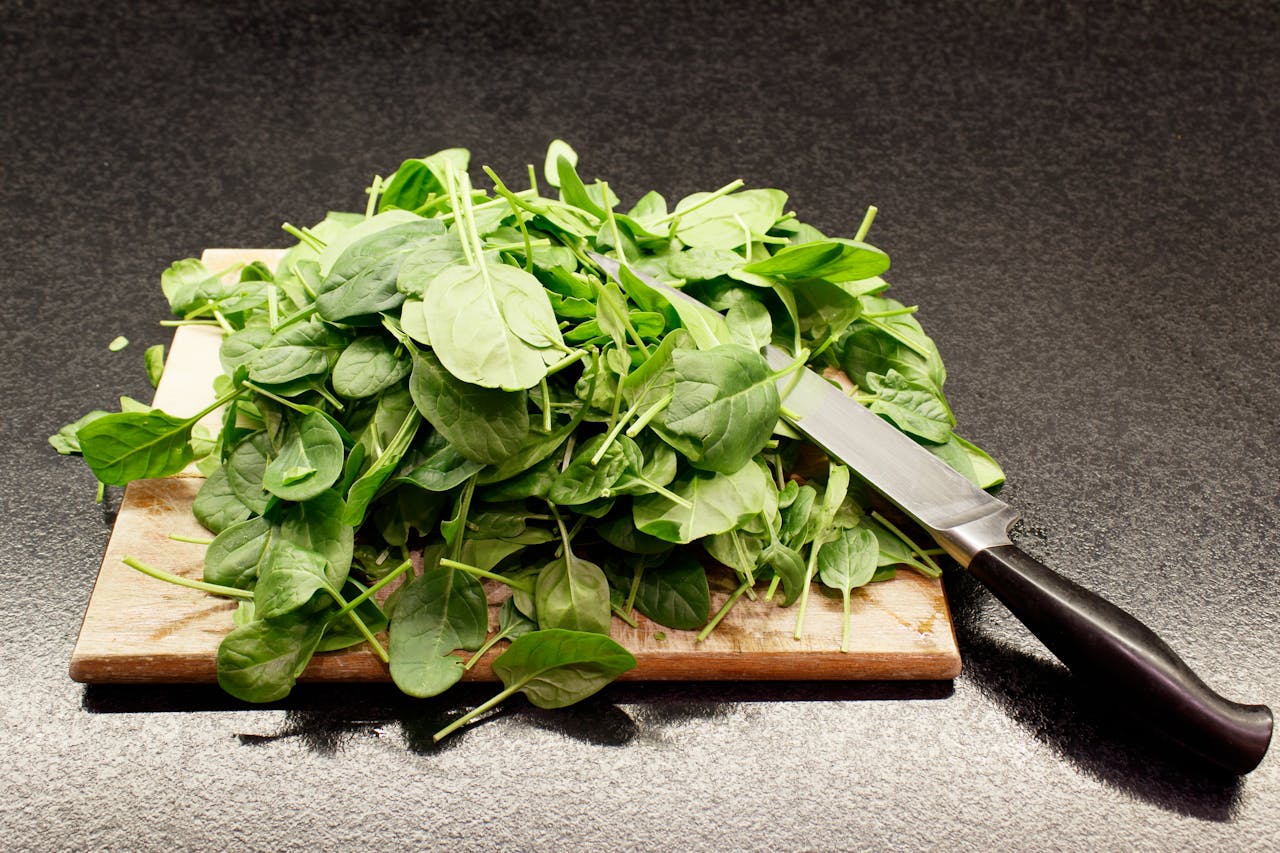 15 iron-rich foods vegetarians should be eating regularly