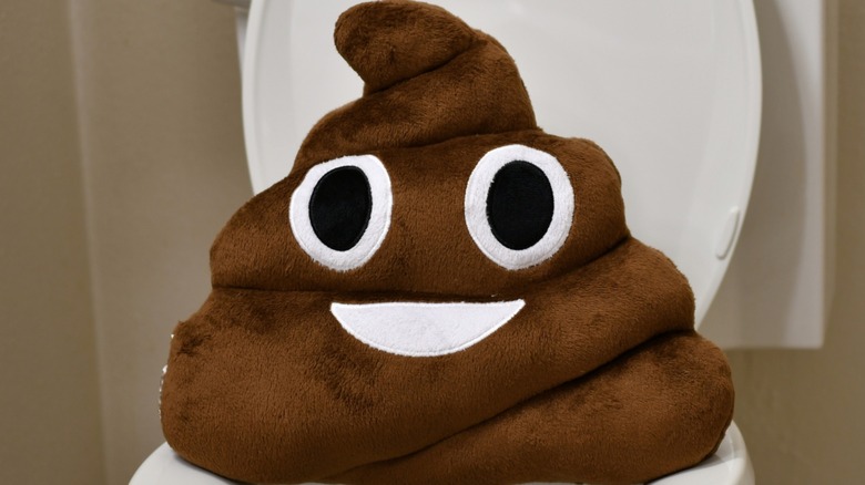 What it means when your poop floats instead of sinks, according to science