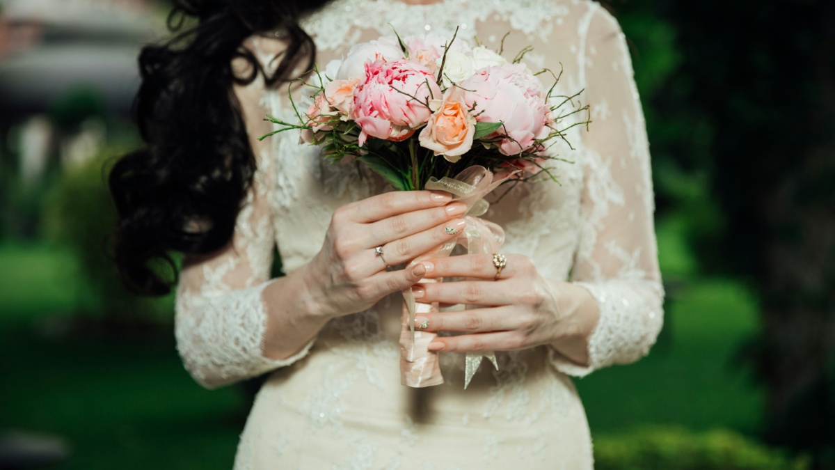 My mother insists my stepfather walk me down the aisle, but I refuse ...