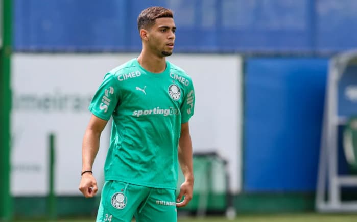 Arthur tem edema na coxa diagnosticado pelo Palmeiras; veja situação de ...
