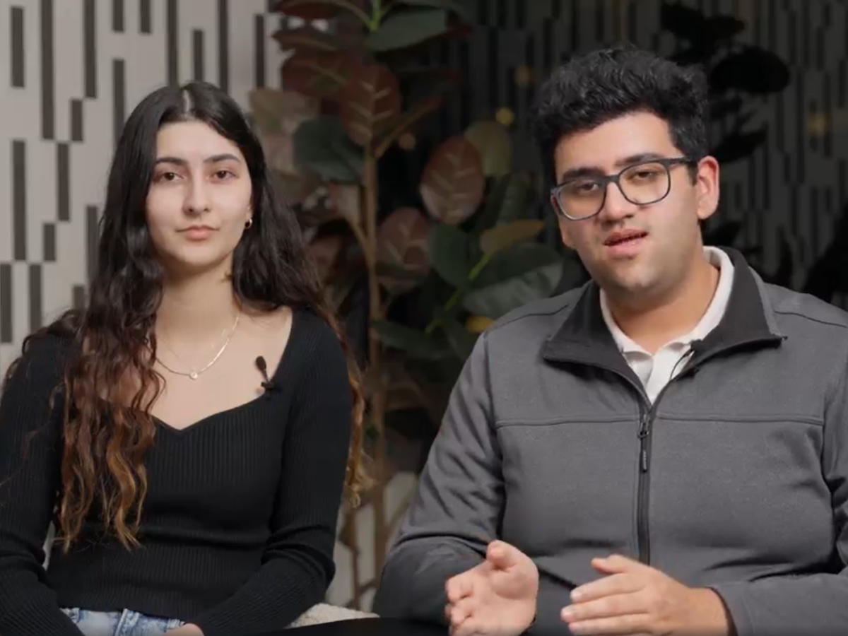 Who are Delve founders Karun Kaushik and Selin Kocalar?