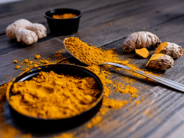 Turmeric purity test: FSSAI shows how to check if your haldi is pure or ...