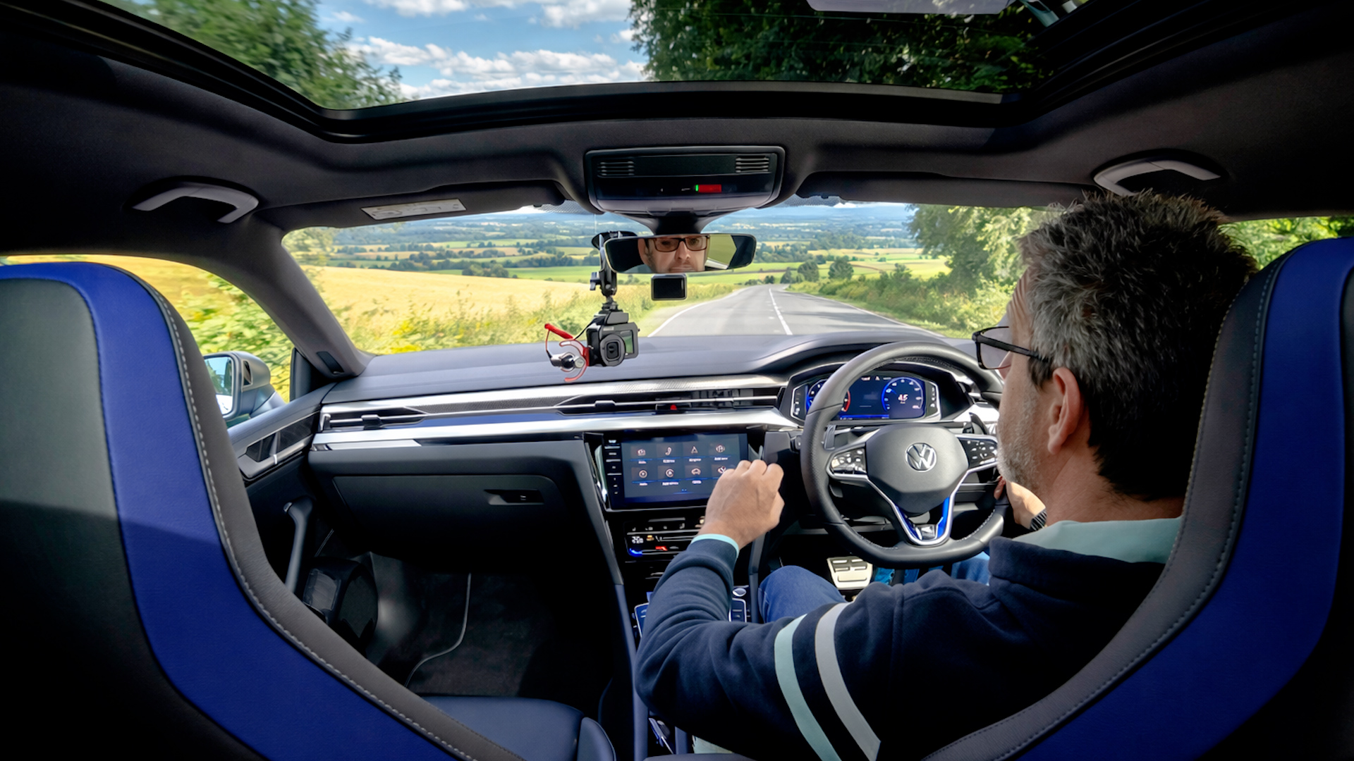 Testing the race mode in the Volkswagen Arteon R