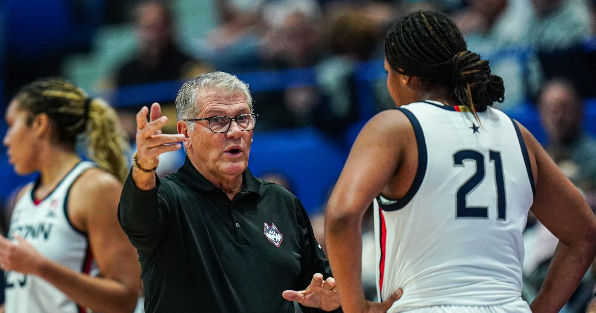 Sarah Strong refutes Geno Auriemma jersey rip claim: 'Ripped it by ...