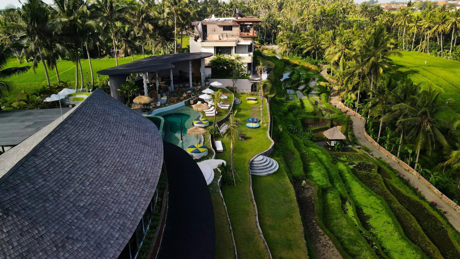 7 best secret resorts to book on points