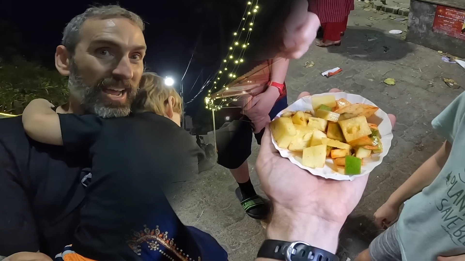 Discovering delicious Indian snacks in Kochi