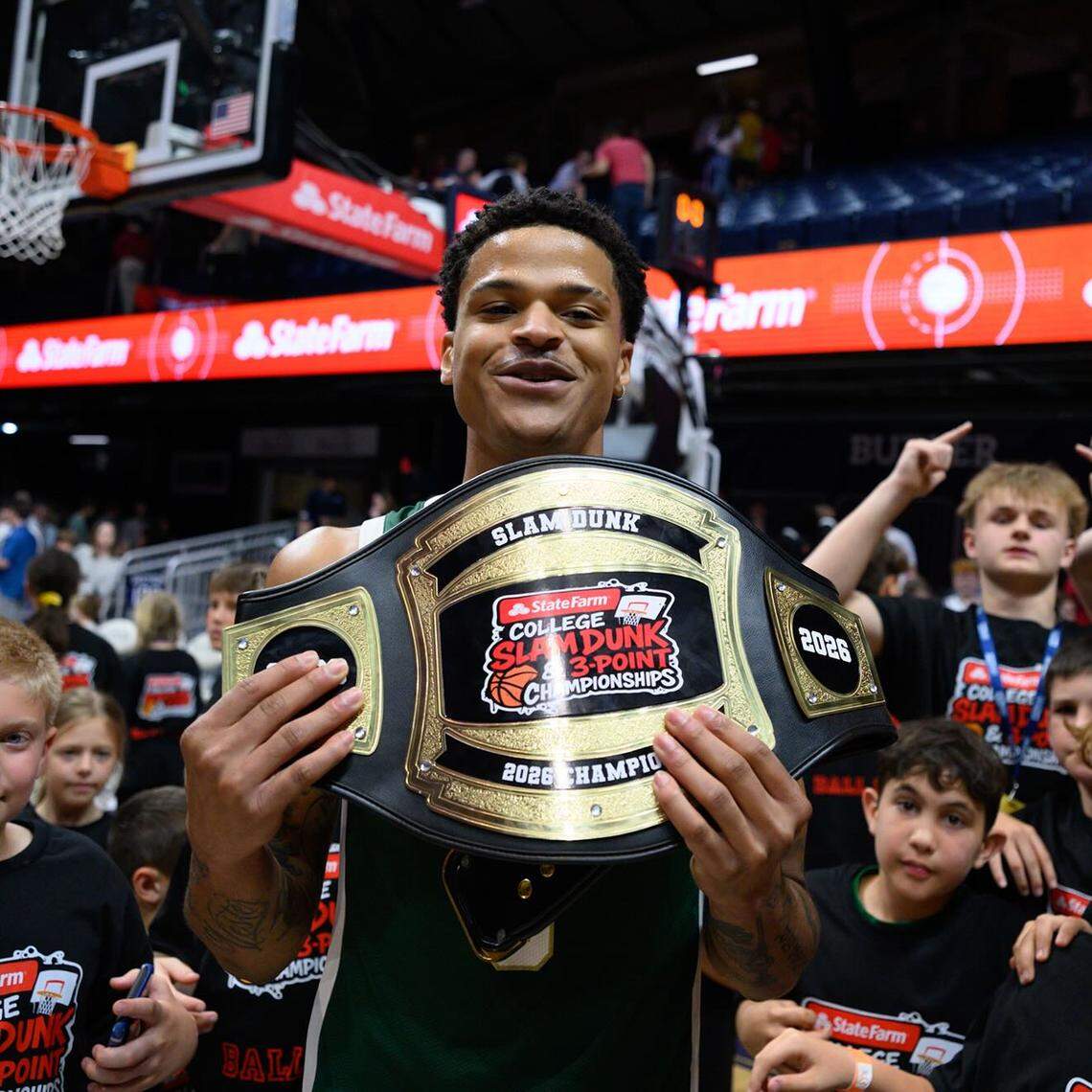 Sac State's Shaqir O'Neal wins NCAA dunk contest. 'Shout out Shaq State!'
