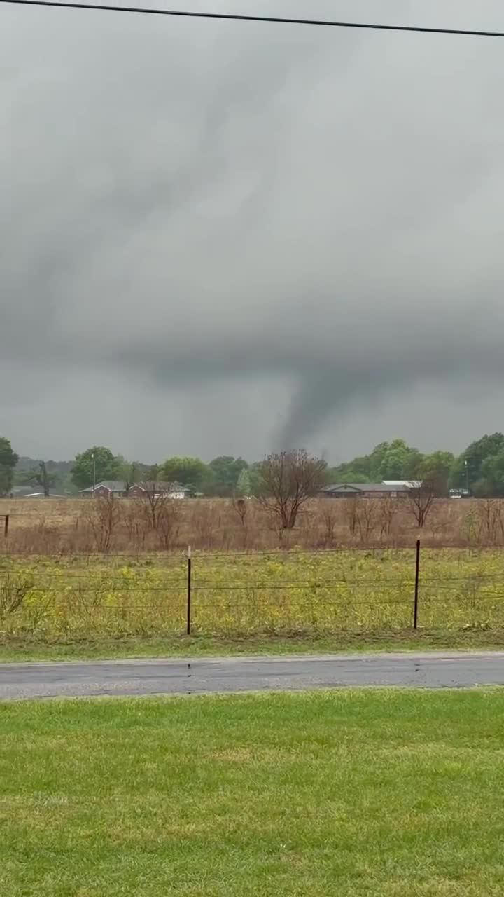 Tornado reported near Lindale; 1 woman displaced after home damage