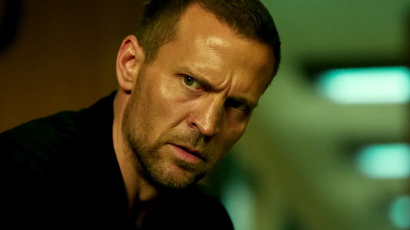 Everyone is saying the same thing about Netflix's new detective drama