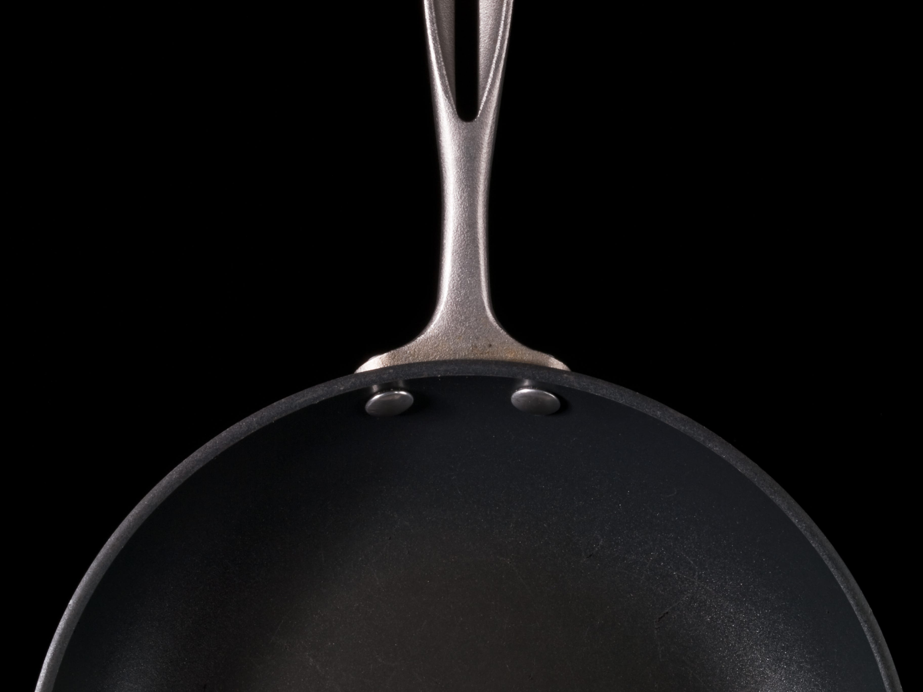 700K pans from Costco, Walmart in Minnesota, other states recalled