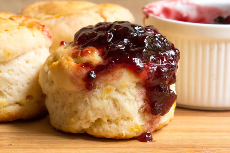 The only way you should store jam, according to Smucker's