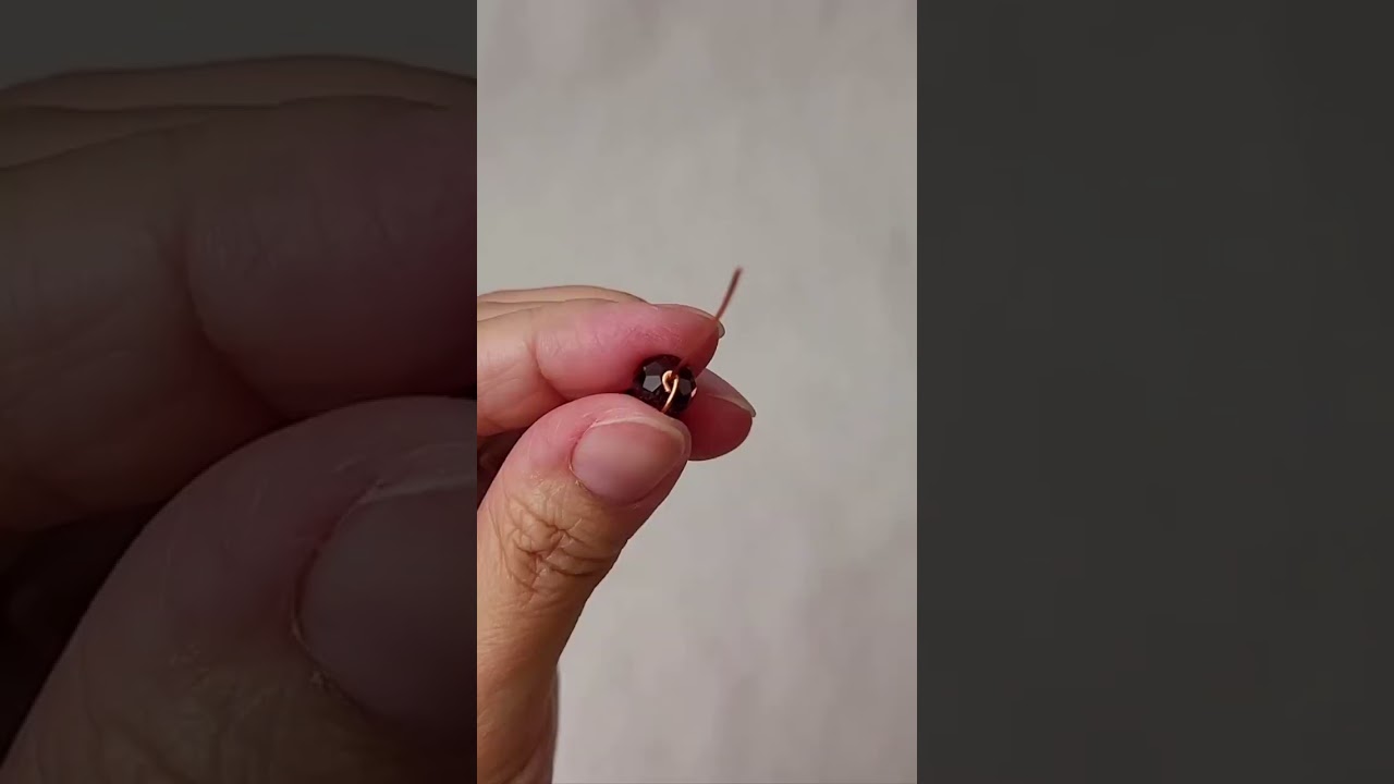 5 minutes for 1 pendant #jewelry #copperwire #diy @LanAnhHandmade