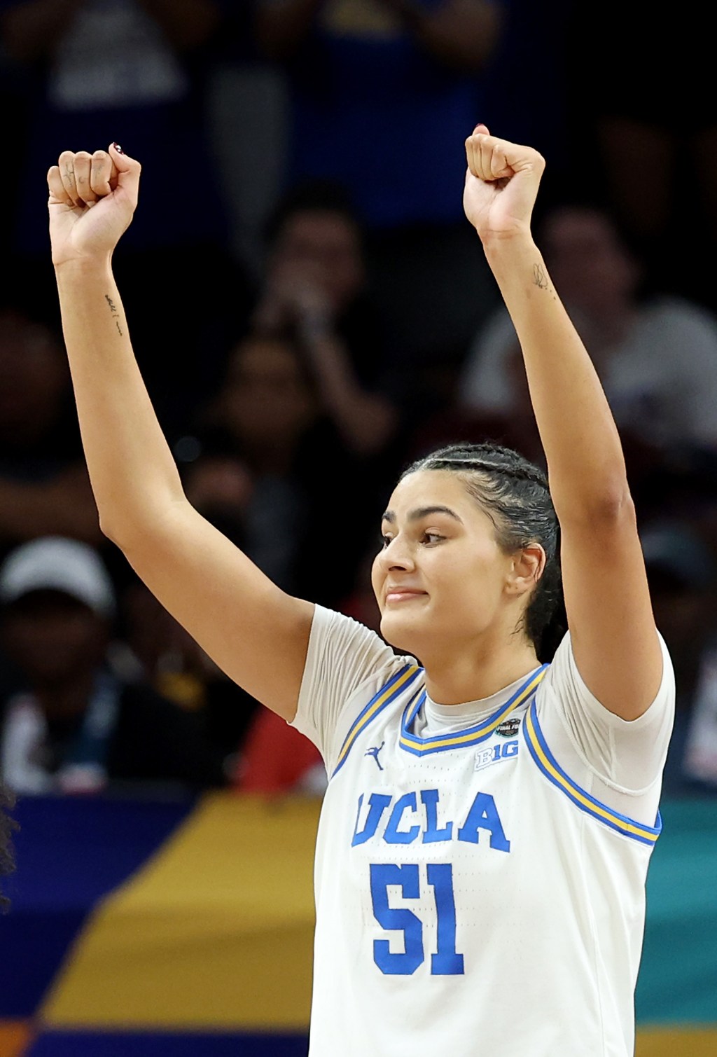 Lauren Betts’ big block preserves UCLA women’s Final Four win